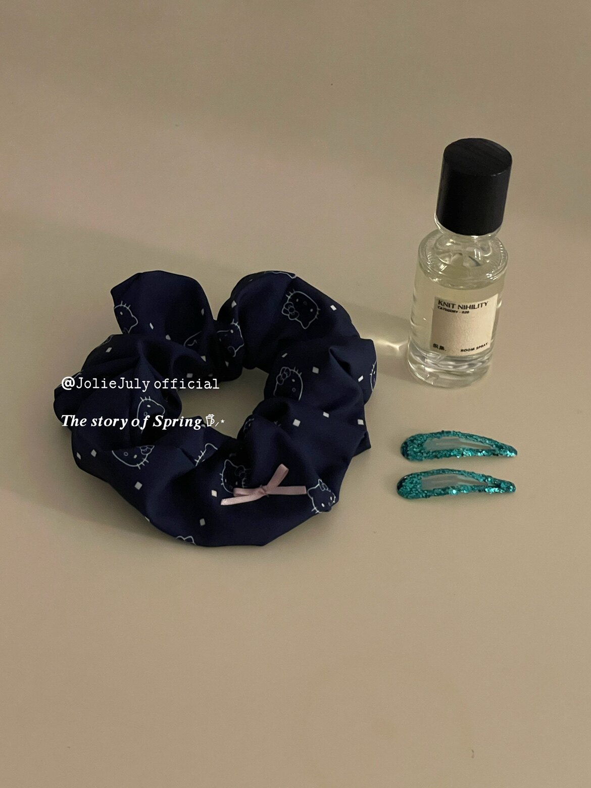 JolieJuly韩国代购 珍惜单品!hellokitty蝴蝶结大肠发圈 库存少