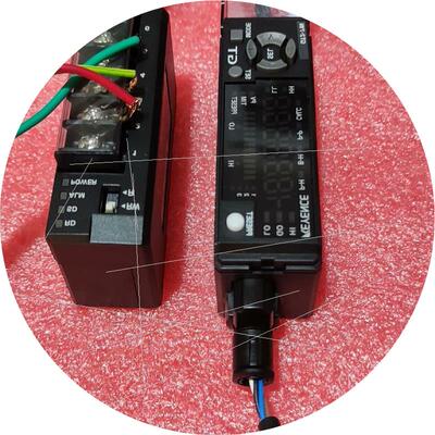 议价拆机基恩士  GT2-71N  560元  DL-RS1A议价