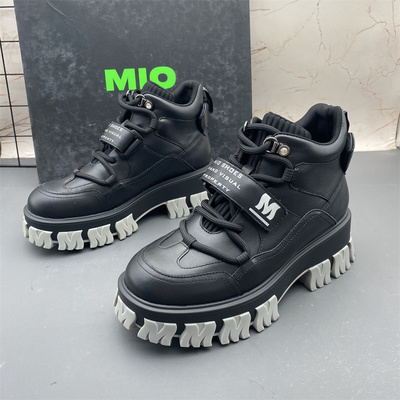 MIO米奥真皮牛皮断码撤柜女鞋平跟防滑圆头系带厚底潮流高帮单鞋