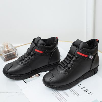 妈妈鞋秋冬款女中老年舒适不累脚冬季加绒真皮软底防滑一脚蹬短靴