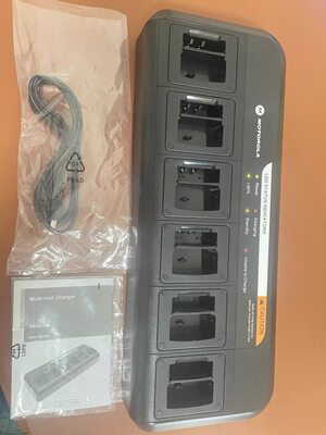 适配摩托罗拉P8668 8200 C1200 MTP850 3150 328 智能六路充电器