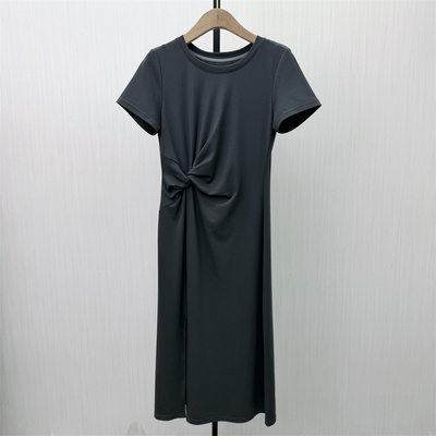香●2026夏季新品 短袖连衣裙女宽松休闲设计感百搭T恤裙子3300