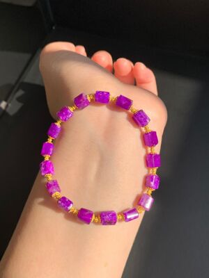 回收舒俱来四棱柱手链，冰透水润，配有18k金， 规格：6*8mm，10g