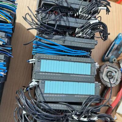 议价SM322 PLC 可编程工控模块 工业自动化控制配件维修