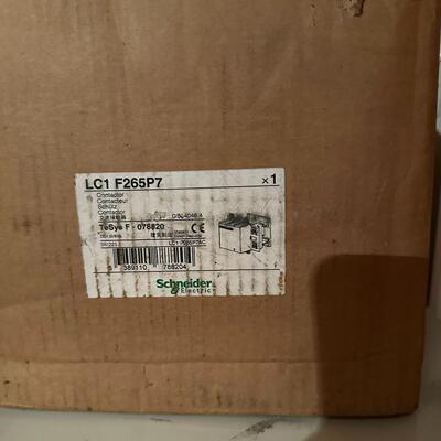 议价LC1F265P7 交流接触器 TeSys F系列 工控电气配件维修
