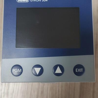 议价dTRON304 温控器 工业智能温度控制器 温度调控装置维修