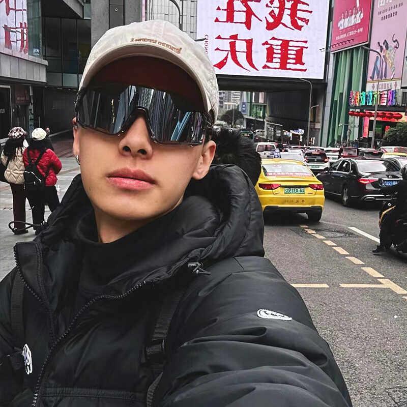 男女昼夜两用护目镜,自行车和滑雪眼镜,户外登山和登山妇女变色
