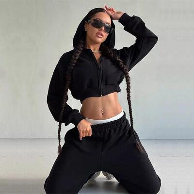 Long sleeved hooded sports pants set