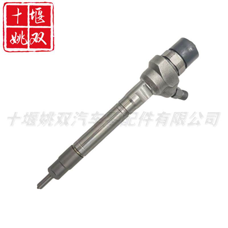 柴油喷油器1100100-XED15适用汽车发动机系统燃油共轨喷射器总成