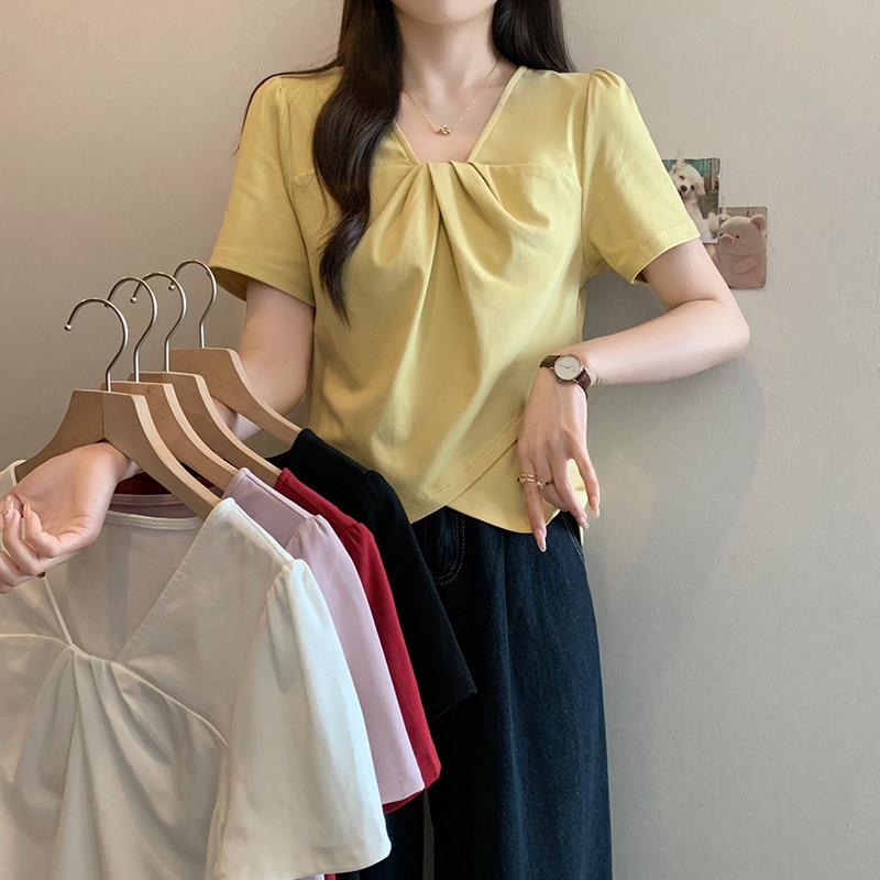 2025夏装新款胖mm大尺码女时尚设计感V领不规则正肩T恤纯棉短袖上