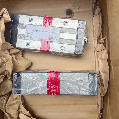 THK滑块SHS15VSHS20VSHS25CSHS30CSHS45CSHS35VSHS45R