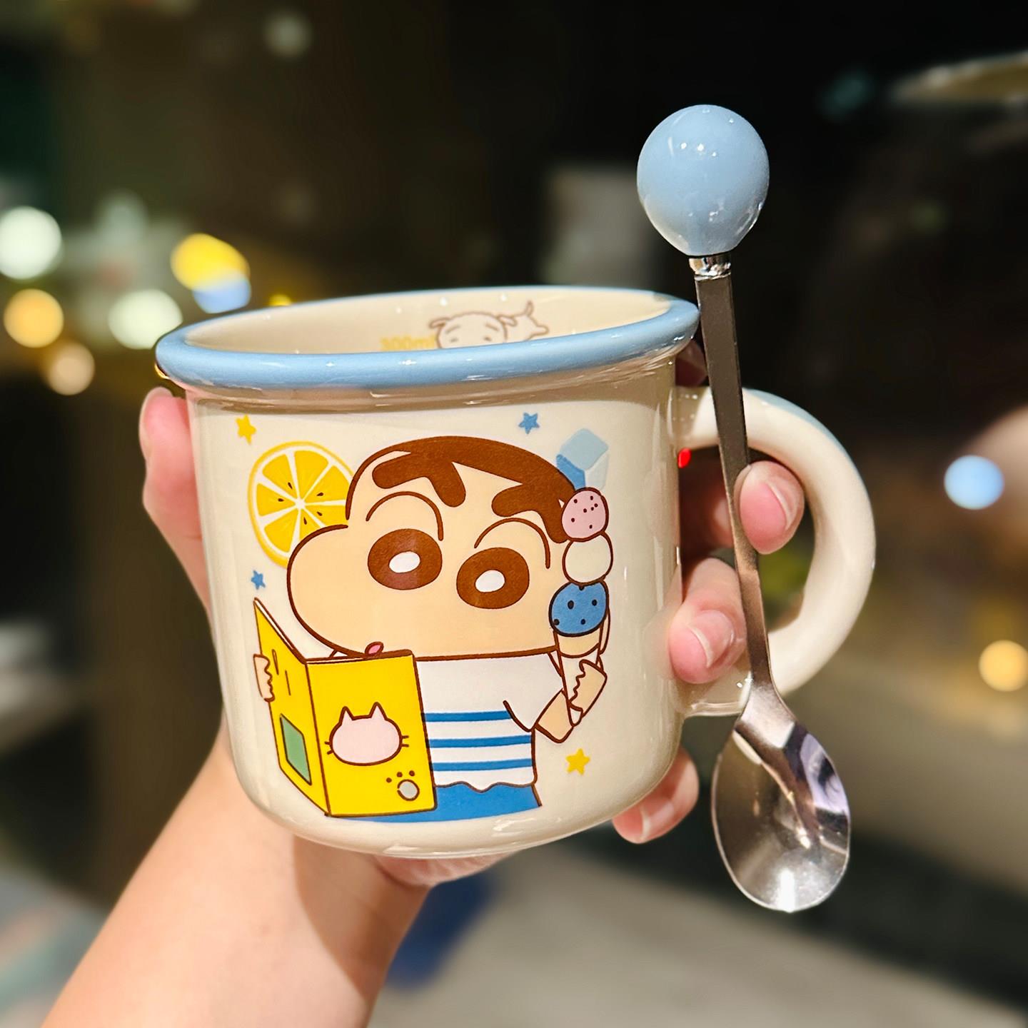可爱蜡笔小新陶瓷喝水杯子带刻度送女生马克杯牛奶早餐杯生日礼物