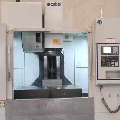 转让二手中贸MCV-1690G立式加工中心发那科Oi-MF系统带排削机