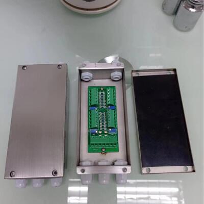 小四线不锈钢接线盒小地磅四线不锈钢接线盒四进一出四线不