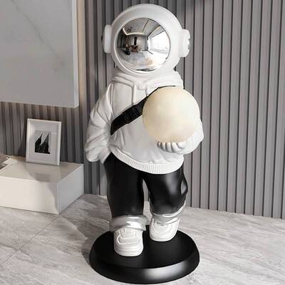 S1594 凡轻奢白色宇航员落地摆件太空人装饰品电视柜乔迁礼品3573