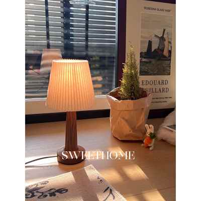 SweetHome *中古复古北欧简约美式装饰氛围百褶台灯卧室温馨夜灯
