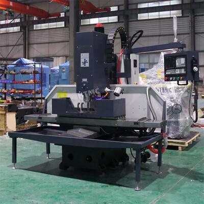cnc铣床厂家直供 全自动数控铣床xk7126 小型立式加工中心 XK7126