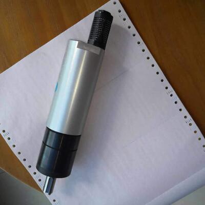 小功率输出大扭矩，体积小，重量轻的LFB2R气动马达