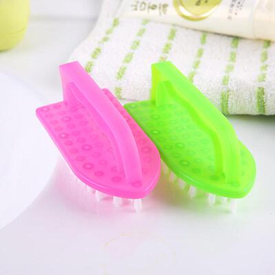 1 Dollar Store Iron-Shaped Plastic Laundry Brush, Cleaning B