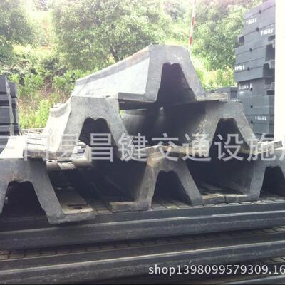 DA500*1500L护舷 DA型橡胶护舷 码头船只船用靠泊安全防撞条
