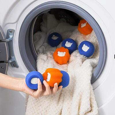 Bear-shaped sponge laundry ball for preventing tangling and