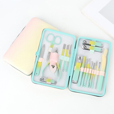 18-Piece Gradient Color Nail Clipper Set, Vibrant Nail Clipp