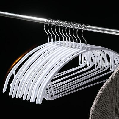 4192.家用浸塑衣架金属防滑衣架子无痕衣架高档衣架 米木日式家居