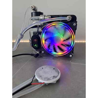 SH霜寒吃鸡水冷式散热器手机平板磁吸半导体水冷制冷头笔记型电脑
