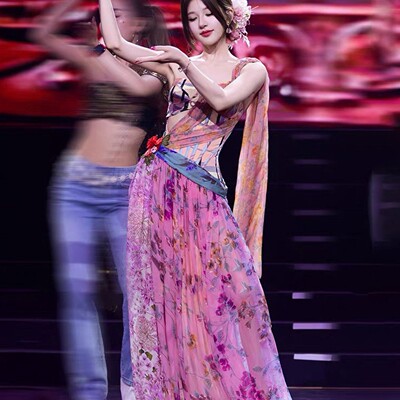 英国DGKP赵露思同款彩色碎花斜肩洋装女泰式绝美收腰度假长裙子