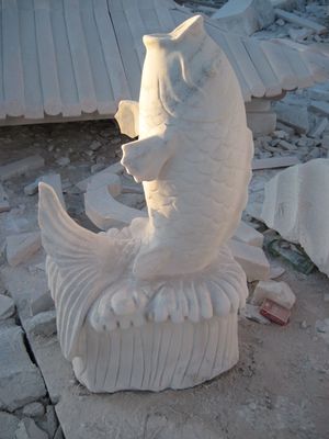 石雕鱼  石鱼 石头鱼 曲阳石雕鱼 喷水鱼 鱼形喷泉 鱼喷泉