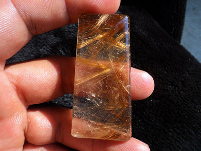 鳌犷天然钛晶金发晶无事牌挂件