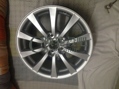 雷克萨斯IS300轮毂拆车17寸凌志GS300 IS350原车轮辋钢圈铝圈轱辘