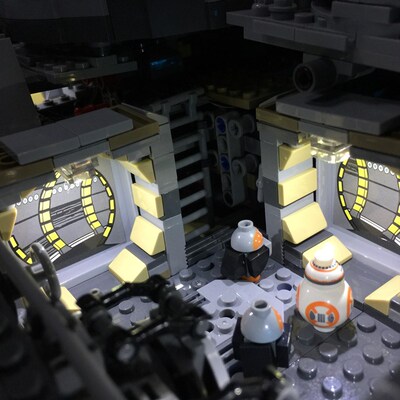 Led light kit for  75192 and  05132  Falcon Millennium Build