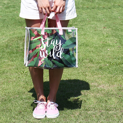 「卒业」原品生活 PVC手拎游泳包便携防水衣物收纳包透明沙滩包女