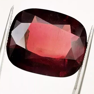 特价无优化红宝碧玺贵重珠宝碧玺