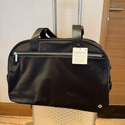 lululemon city essentials duffle bag 旅行袋 可挂行李箱 28L