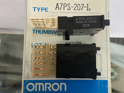 原装日本OMRON A7PS-207-1 8421C 十进制 编码开关拨码开关 黑色