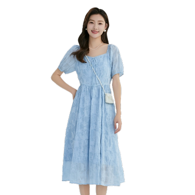 轩日法式方领短袖连衣裙