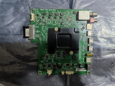 海信LED65M5600UC(BOM1)197124主板RSAG7.820.6935屏HE650lUC-B52