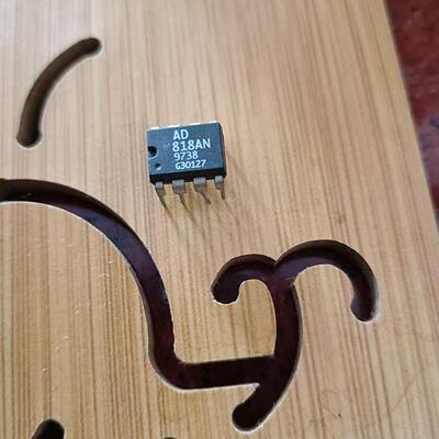 AD818AN封装DIP8进口电子元件