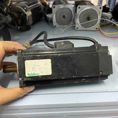 议价三协伺服电机型号：MH401A2LN08实物拍可维修