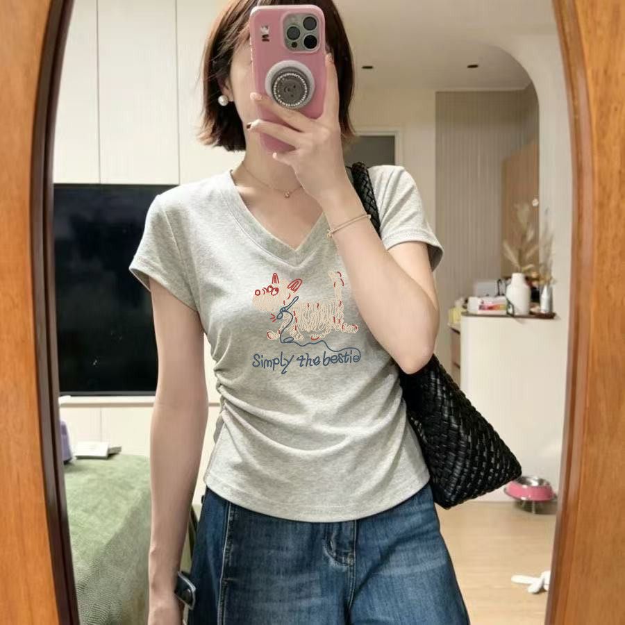 40支精梳棉小飞袖正肩V领印花短袖t恤女2026新款收腰显瘦上衣夏季