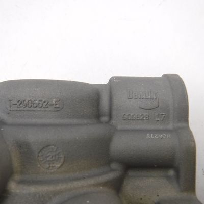 脚刹车阀组件K022793