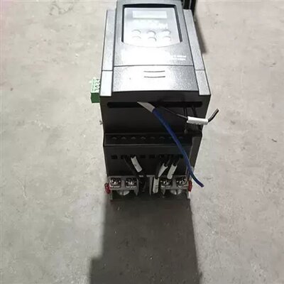 议价变频0CE200XPB-000器4S2 .4KW 2020V