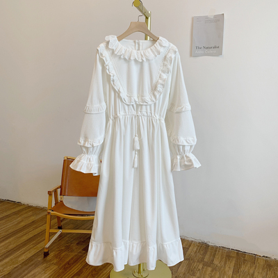 C4549肌理纹荷叶边腰部抽绳娃娃领连衣裙