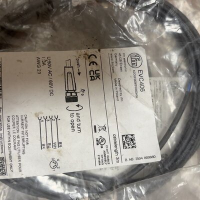 EVC406 易福门传感器线缆 M8四芯 3米(议价)