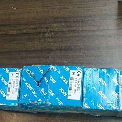 （议价)西克SICK传感器，WSWE36-B430十几套，