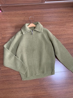 意大利羊绒羊毛领子康赛尼厚毛衣