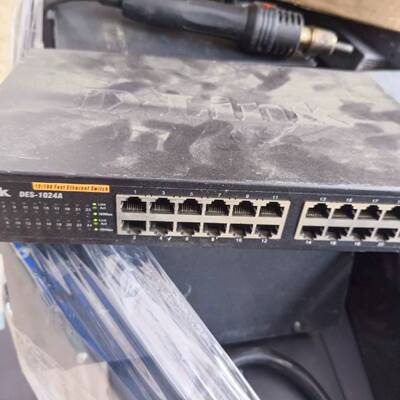 可维修友讯D-LINK DES-1024A dlink24口百兆网议价