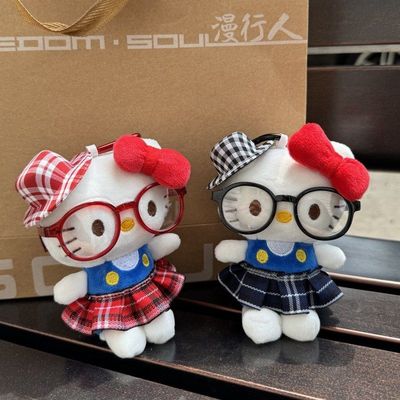 英伦风hellokitty卡通毛绒玩偶公仔可爱KT猫包包钥匙扣挂饰可批发